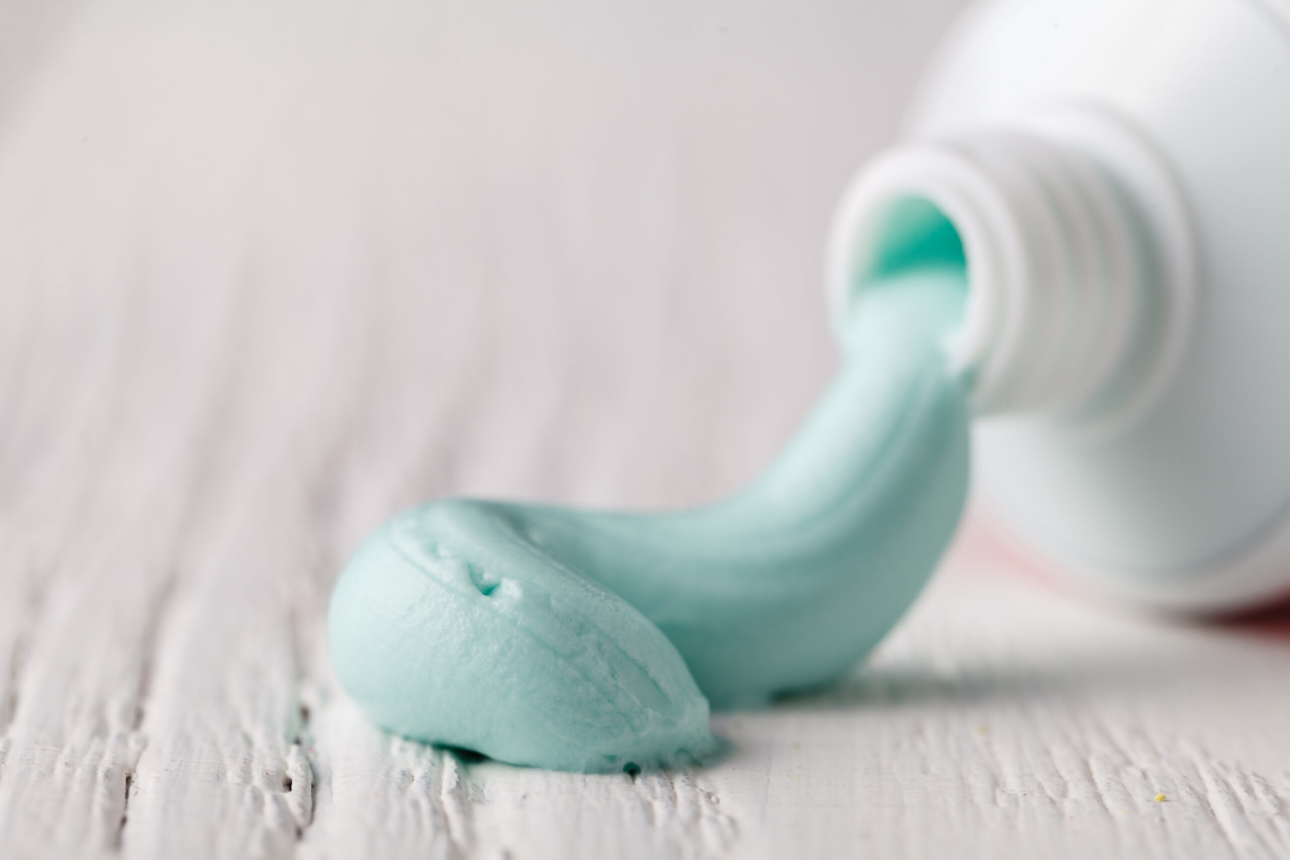 Choosing the Right Toothpaste - Baylee Dental